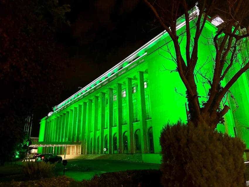 Palatul Victoria a fost iluminat în această seară în verde - Ziarul ... Palatul Victoria a fost iluminat în această seară în verde - Ziarul ...